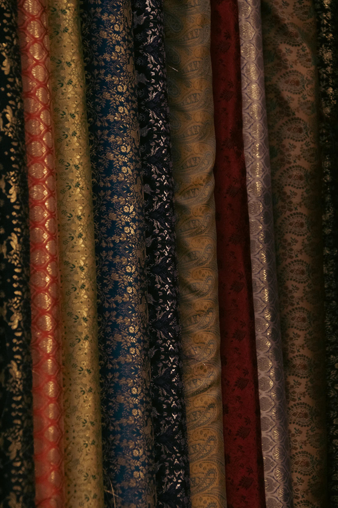Mastering Fabrics: The Ultimate Guide for Men's Clothing – Roosters ...